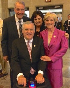 100Words.ca: A Daily Walk Through The Bible | By David Mainse